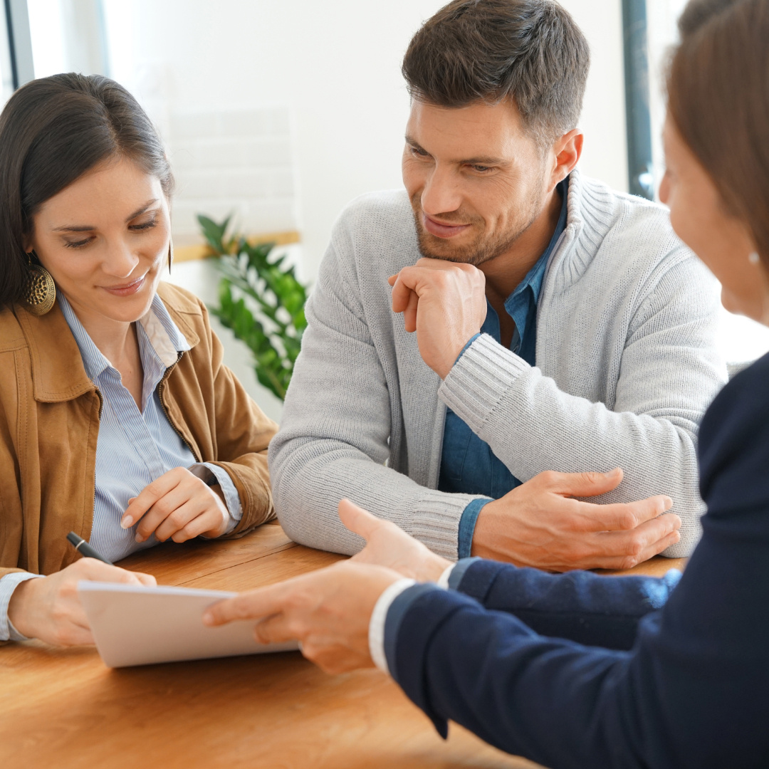 How do Snapdocs notaries receive notifications for signing agent jobs?